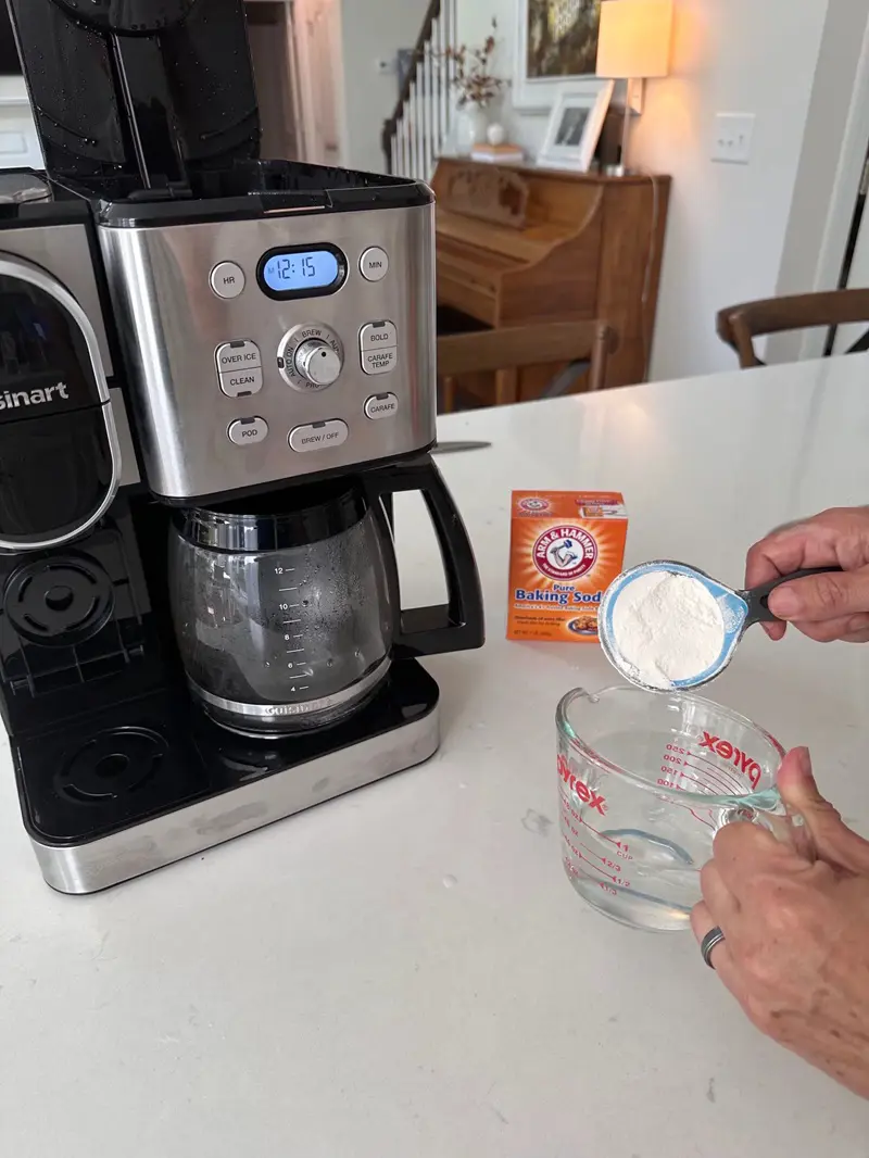 How To Clean Coffee Maker 5 Ways