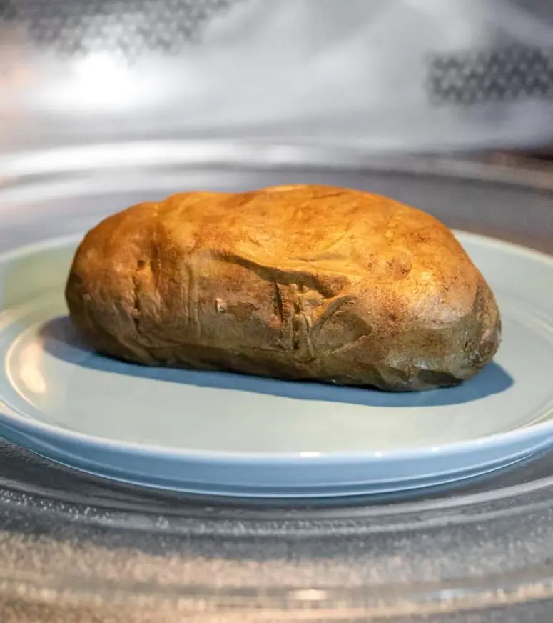 How To Cook Potatoes In A Microwave